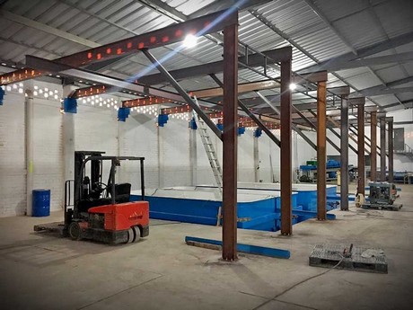 Mango producer launches season with new packhouse