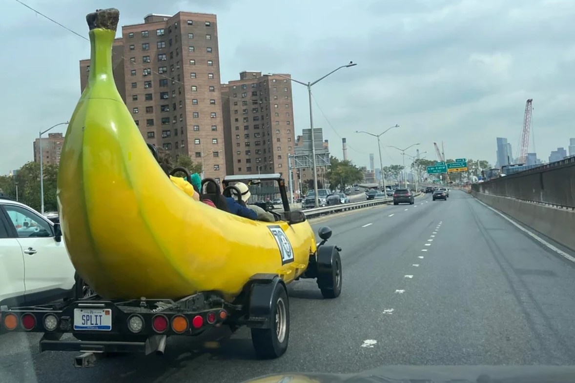 Highway goes bananas as giant banana car steals the show