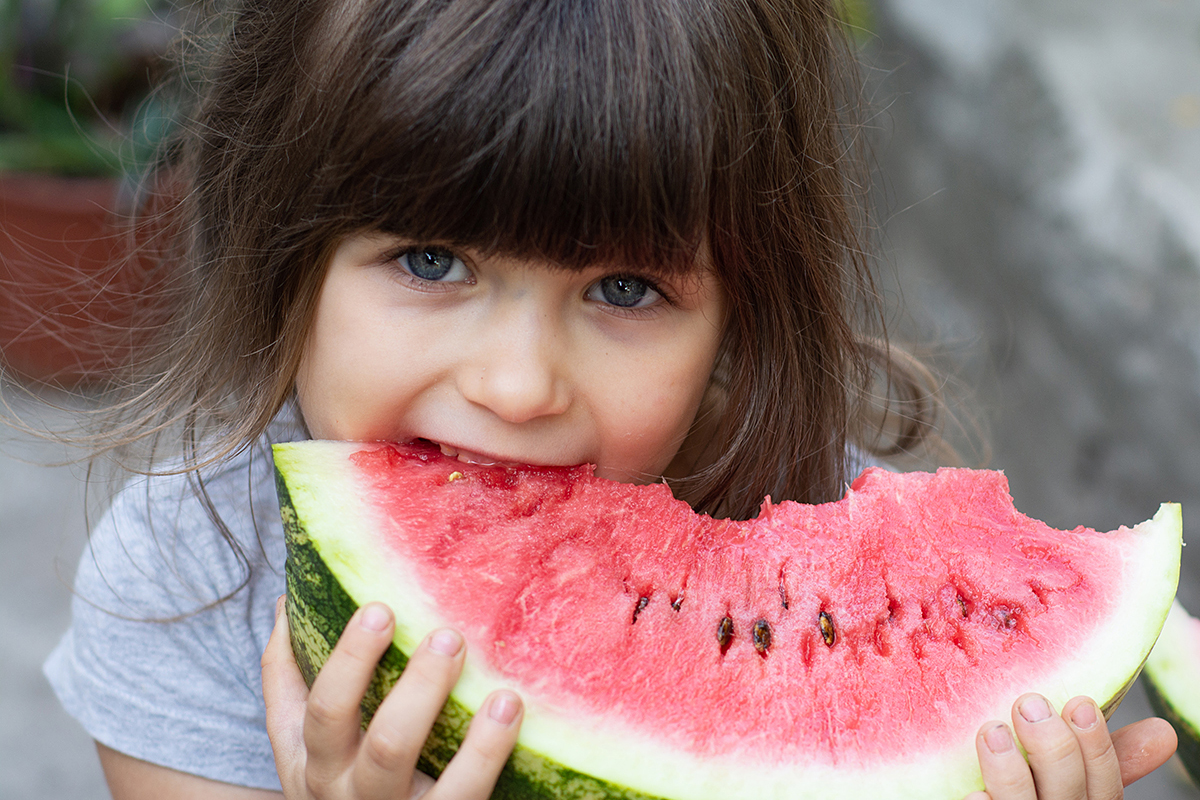 Debunked viral video claiming mass watermelon poisoning in Uzbekistan