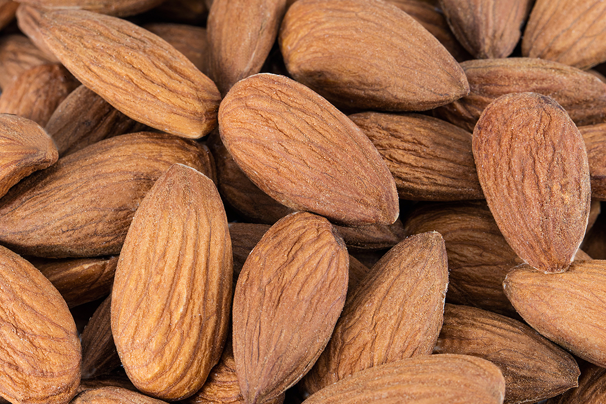 California almond acreage declines for third consecutive year in 2024