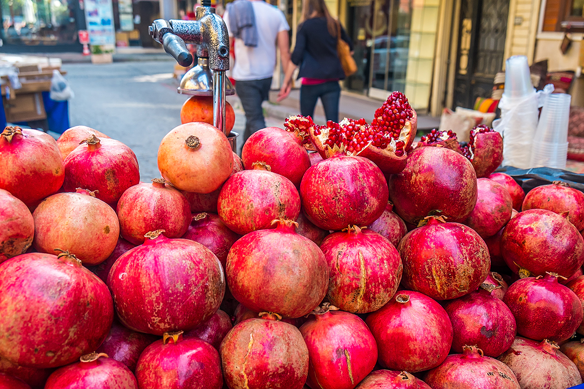 Kurdistan bans fruit imports to boost local harvest sales
