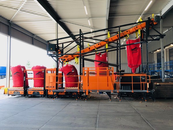 “Per minuut een ton uien in de kist”