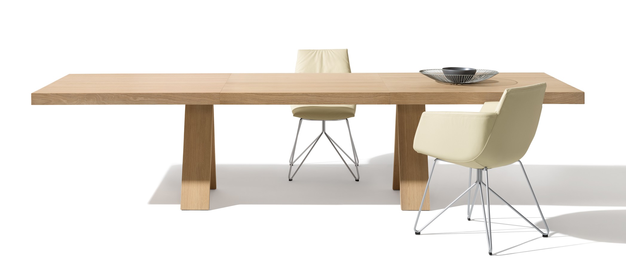 Productdesign eettafel wint Ret Dot Award