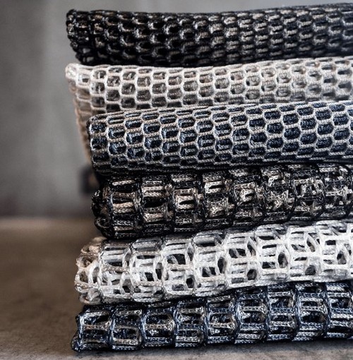 Grove open geweven stof is volgens Headlam een trend die voorlopig nog ...