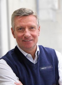 Piet Dossche opgenomen in eregalerij World Floor Covering Associations
